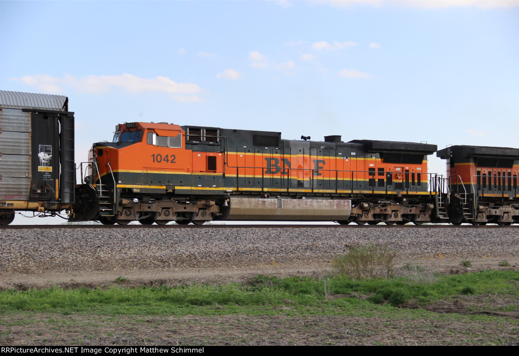 BNSF 1042